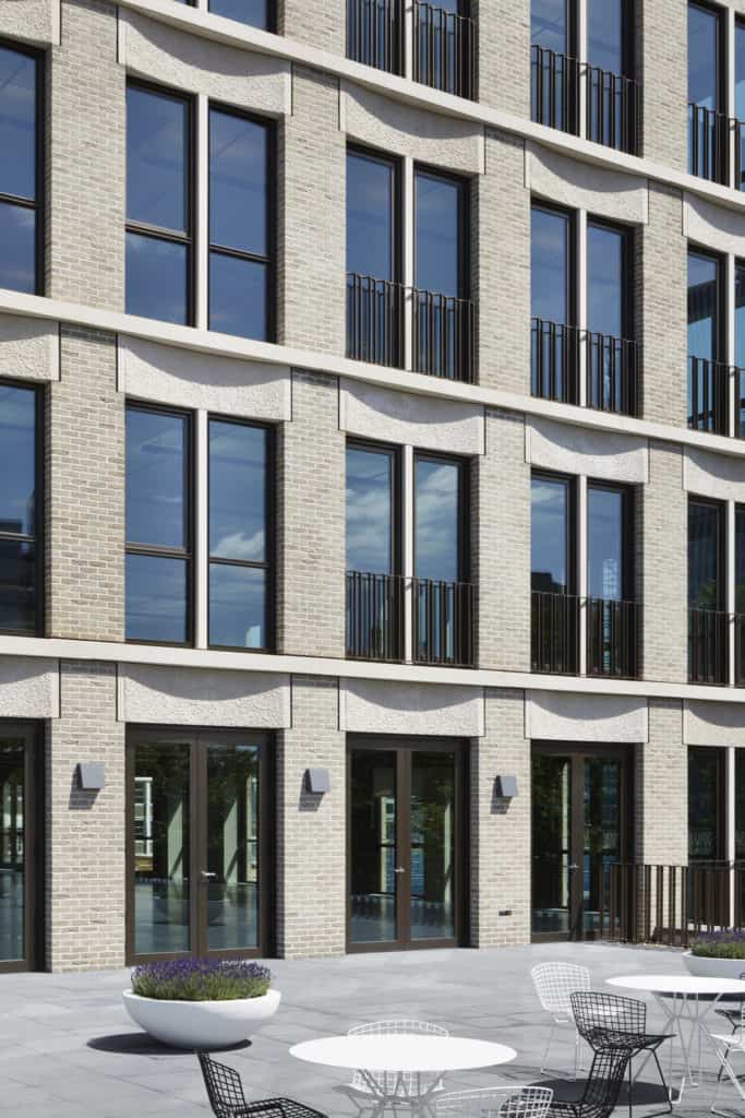 The Featherstone Building - Veretec